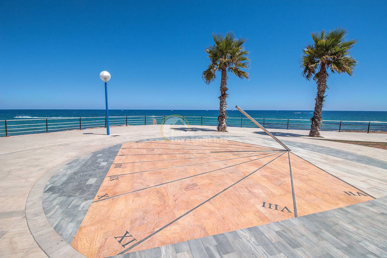 The complete area guide for Playa Flamenca, Orihuela Co